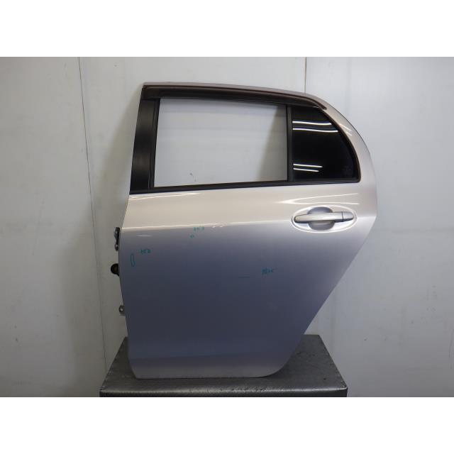ヴィッツ KSP90 左 リア ドア パネル 67004-52302 9AE : 640830000013400 : 株式会社川島商会 ネット事業部 - 通販 - Yahoo!ショッピング
