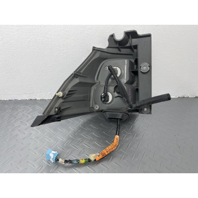 ステップワゴン RG1 右 テール ランプ ライト 33500-SLJ-J51 : 株式会社川島商会 ネット事業部 - 通販 - Yahoo!ショッピング