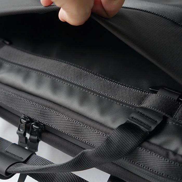 BLACK EMBER ブラックエンバー FORGE SB フォージショルダーバッグ ショルダーバッグ 旅行用 仕事 バッグ カバン メンズ レディース 撥水 ブラック 7224004 ...