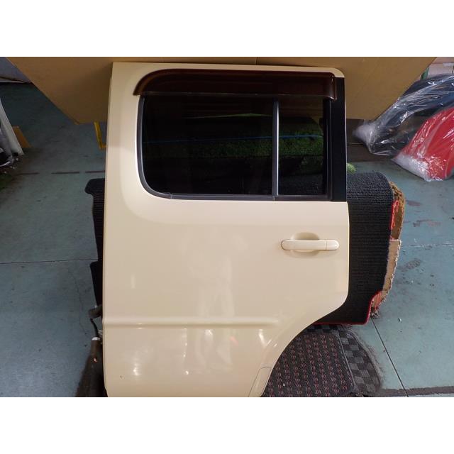 キューブ YZ11 左後ドア E41/ベージュ【個人宅宛発送不可】 : 241010000113400 : 啓愛社栃木リサイクル工場 - 通販 - Yahoo!ショッピング