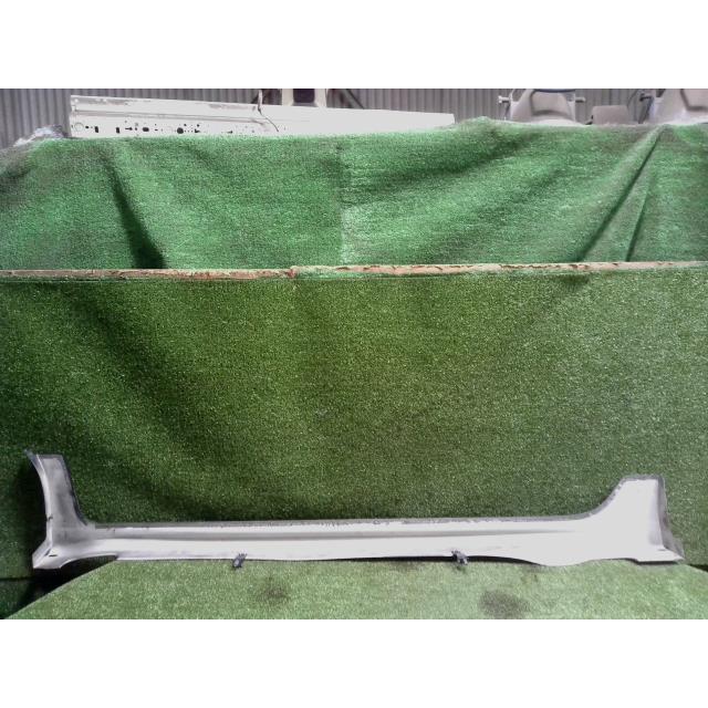 インサイト DAA-ZE2 右サイドステップ ★ 個人宅配達不可 : 啓愛社 千葉リサイクル工場 - 通販 - Yahoo!ショッピング