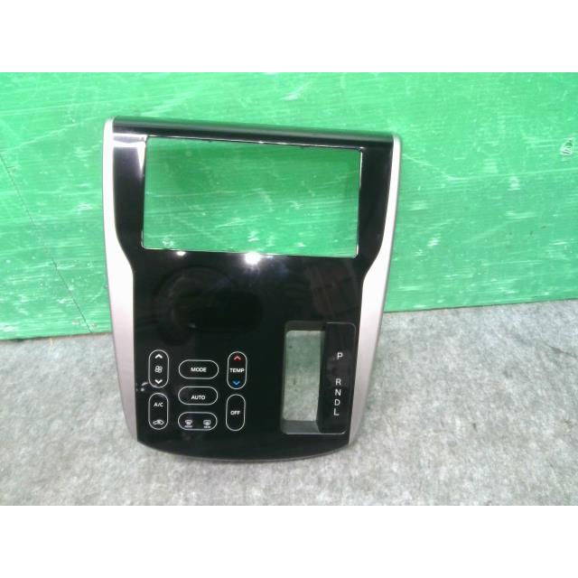 デイズ DBA-B21W エアコンスイッチパネル ボレロ X 28526-6A01J : 啓愛社 姫路リサイクル工場 - 通販 - Yahoo!ショッピング