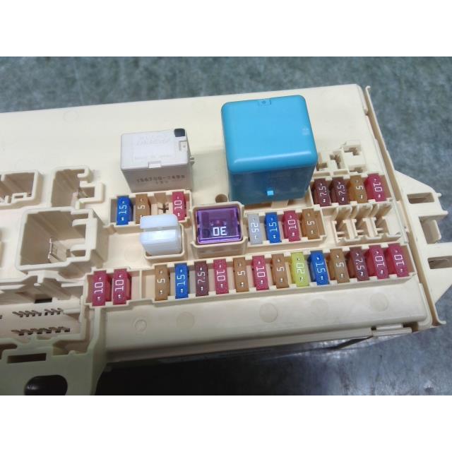 タント DBA-LA600S ヒューズボックス X SA ウェルカムシート 82600-B2360 : 啓愛社 姫路リサイクル工場 - 通販 - Yahoo!ショッピング