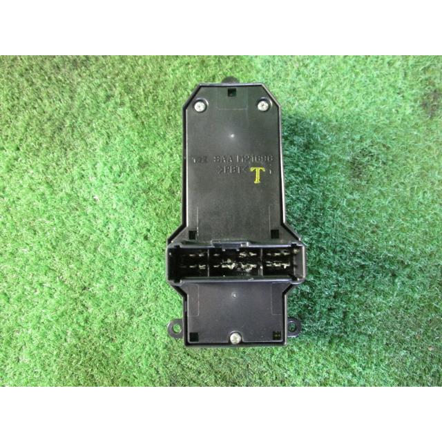 フィット CBA-GD3 パワーウインドウスイッチ : 啓愛社 横浜(金沢)リサイクル工場 - 通販 - Yahoo!ショッピング