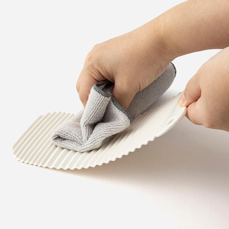 KEYUCA 洗たく ミニサイズ ランドリー用品 洗濯用品 ウォッシュボード シンプル[AST両面使える洗濯板 ホワイト ケユカ] : KEYUCA Yahoo!ショッピング店 - 通販 ...