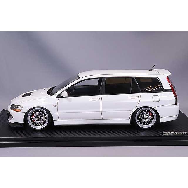 イグニッションモデル 1/18 三菱 ランサーエボリューション ワゴン (CT9W) ホワイト : キッドボックス Yahoo!店 - 通販 ...