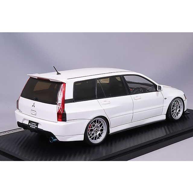 イグニッションモデル 1/18 三菱 ランサーエボリューション ワゴン (CT9W) ホワイト : キッドボックス Yahoo!店 - 通販 ...
