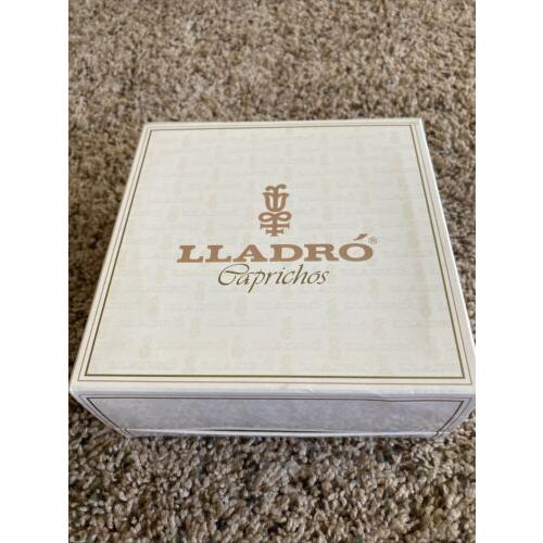 LLADRO（リヤドロ） #01001562 CAPRICHOS WHITE BROAD-BRIMMED HAT LLADR〓 - Pre-owned with box : 華商店 - 通販 ...