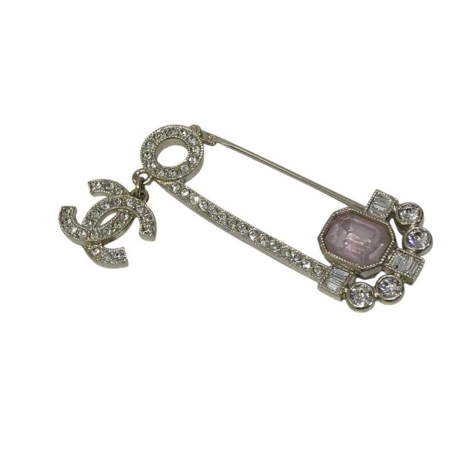 CHANEL C22B ラインストーンピンブローチ (銀座店) : カインドオルYahoo!店 - 通販 - Yahoo!ショッピング