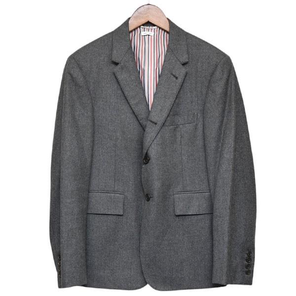 THOM BROWNE トム・ブラウン Thom Browne クラシック ウール 3B 段返り シングル テーラードジャケット MSC001A-00891025 グレー サ : カインドオル ...
