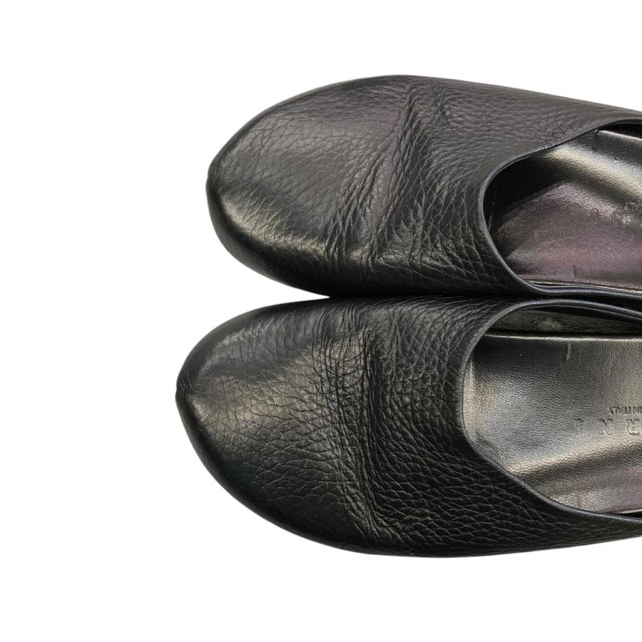 マルニ MARNI 23SS フスベット フラットミュール ブラック サイズ：42 : 8086000166801 : カインドオルYahoo!店 - 通販 - Yahoo!ショッピング