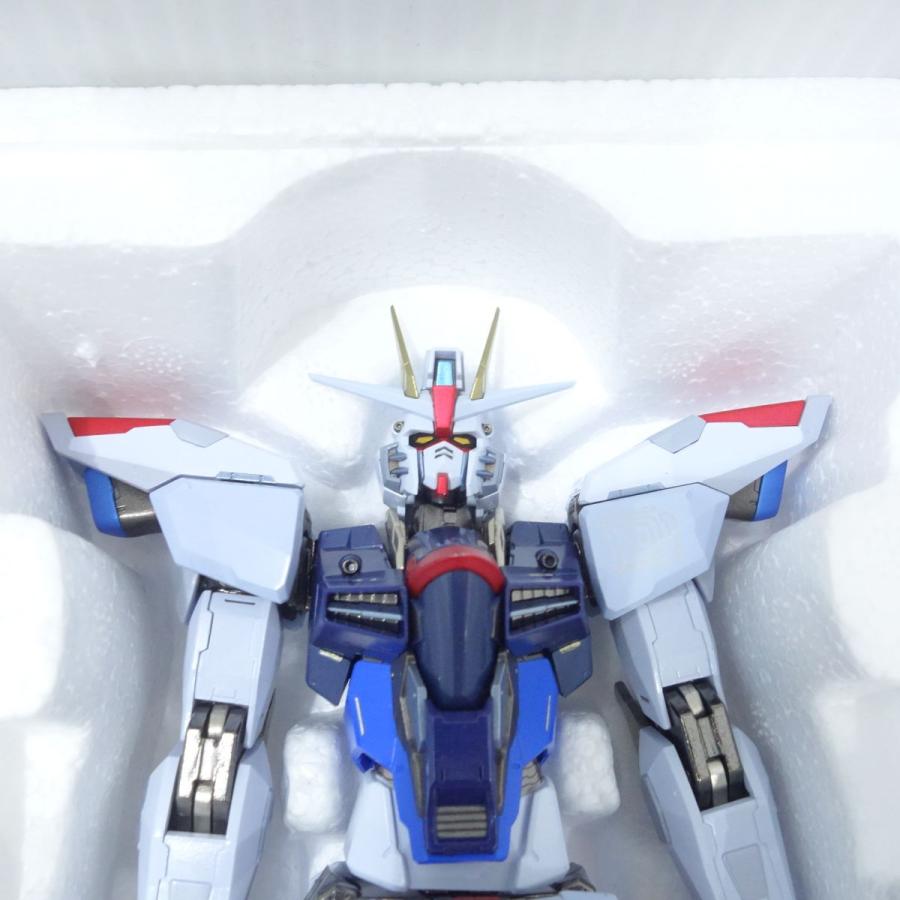 METAL BUILD 機動戦士ガンダムSEED フリーダムガンダム CONCEPT 2 SNOW SPARKLE Ver. ※中古 : お宝ストア - 通販 - Yahoo!ショッピング