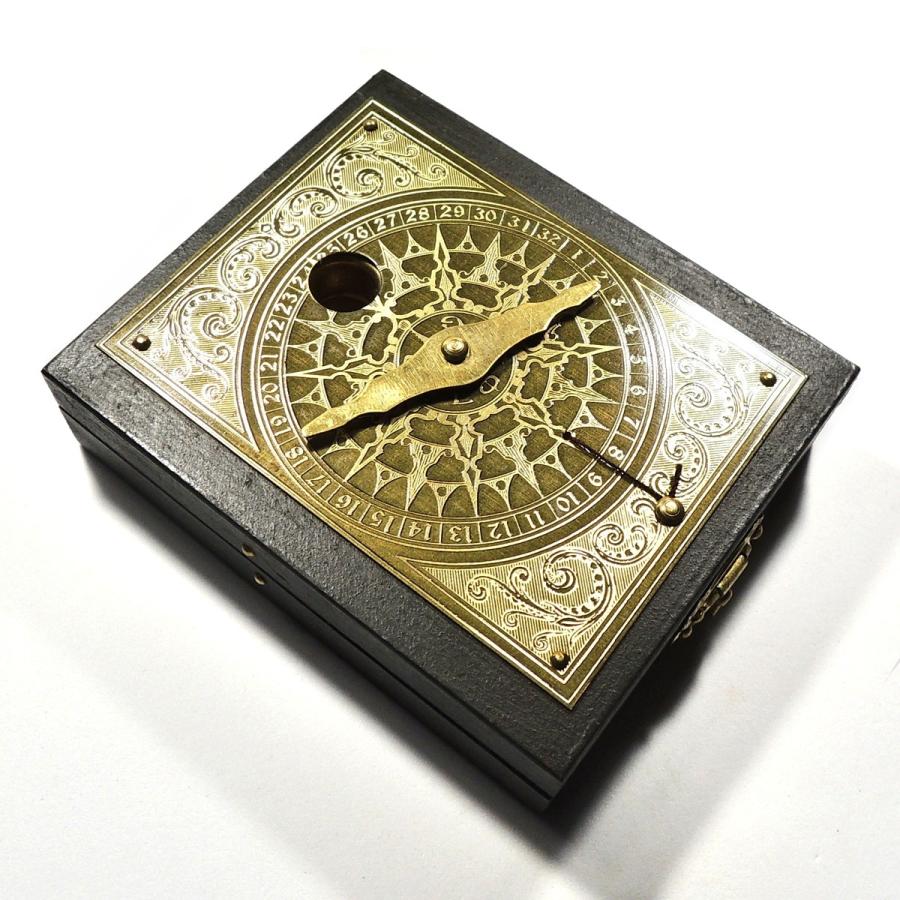 携帯用日時計 ケプラー コンパス付き 真鍮製装飾 H04 : 鉱物標本 天然石 金星舎 - 通販 - Yahoo!ショッピング