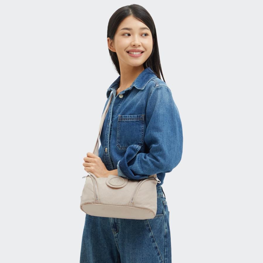 kipling キプリング 公式 ショルダーバッグ SERA M(Beige Spice) セラエム(ベージュスパイス) KI510726J チャーム コレクション : 公式 キプリング ...