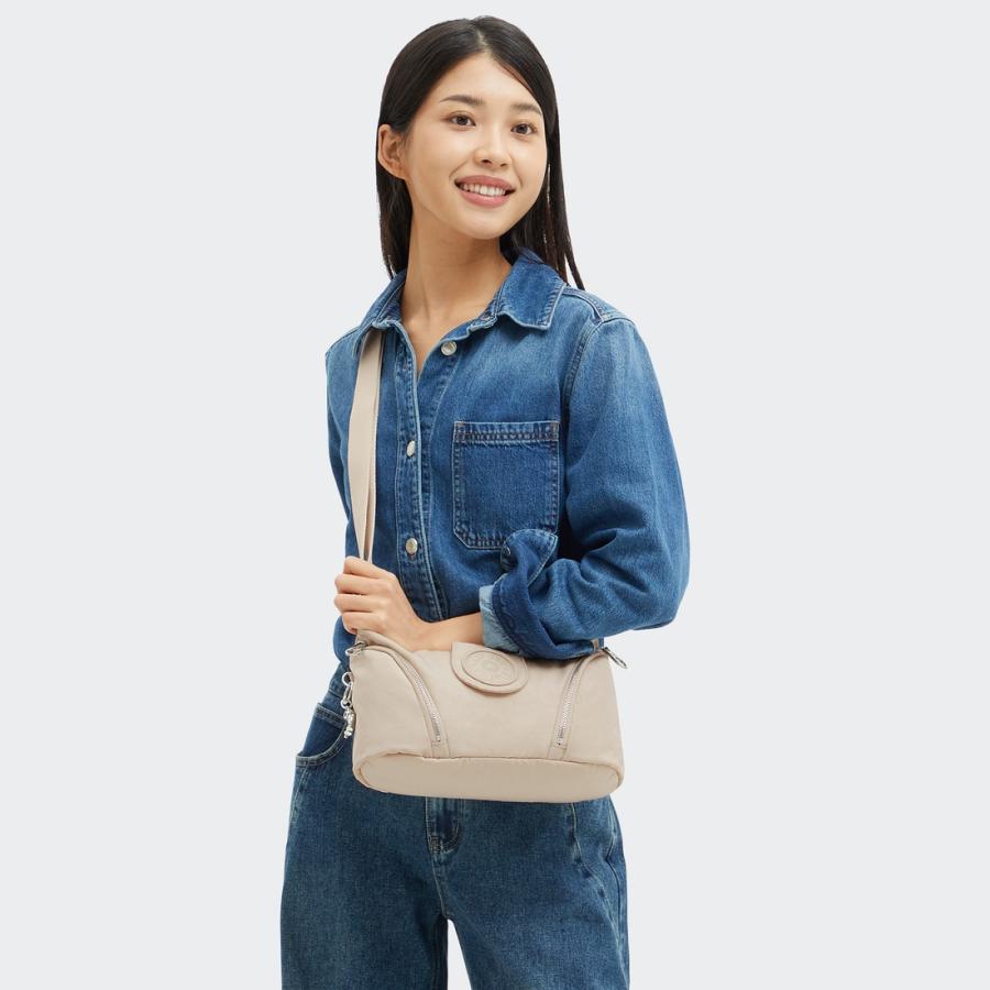 kipling キプリング 公式 ショルダーバッグ SERA M(Beige Spice) セラエム(ベージュスパイス) KI510726J チャーム コレクション : 公式 キプリング ...
