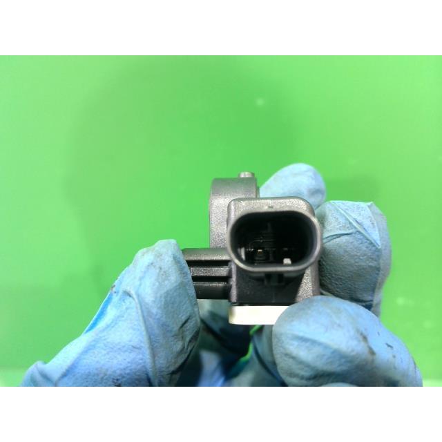 フォルクスワーゲン up! アップ! AACHY H24 右H 純正 エアバッククラッシュセンサー エアバックセンサー 衝突センサー ...