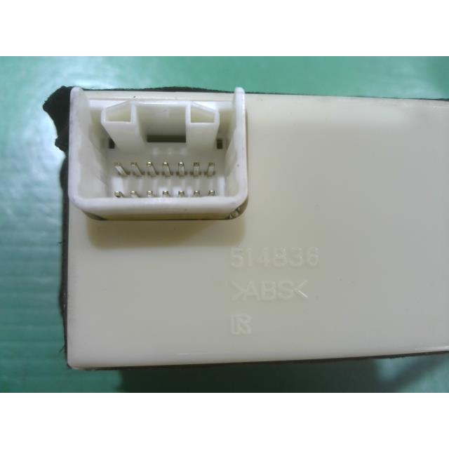 レガシィ DBA-BP9 パワーウインドウスイッチ 6B8 83071AG080 : 202206054461900 : キタグチ ヤフー店 - 通販 - Yahoo!ショッピング