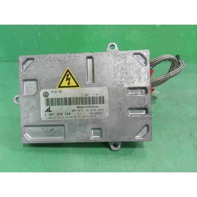 VW ゴルフトゥーラン ABA-1TBLG ライトコントロールユニット LC9X 1K0941329 : 202207006310810 ...