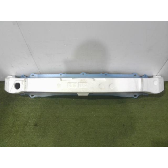 アクア DAA-NHP10 フロントバンパーホースメント 8V7 52131-52250 :202209065710120:キタグチ ヤフー店 ...