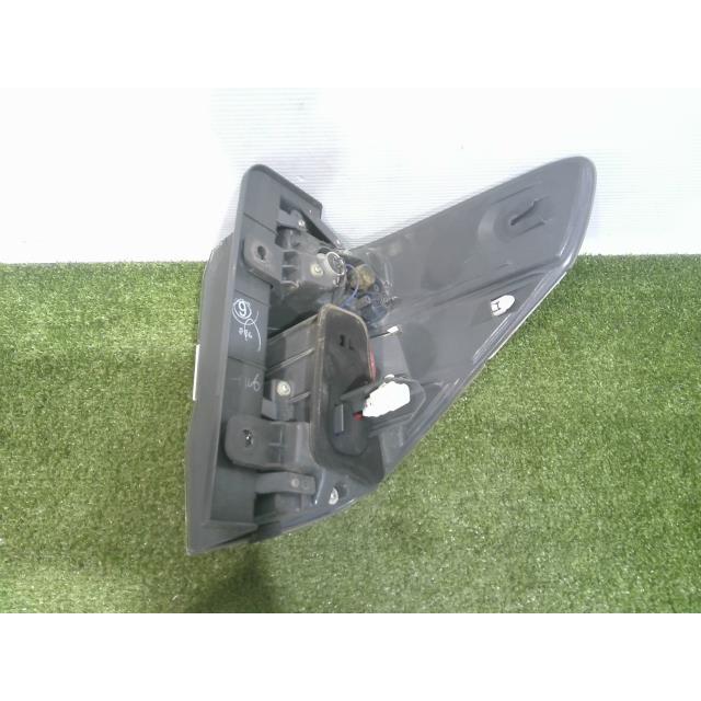 ヴェルファイア DBA-ANH20W 左 テールランプ テールレンズ 070 81561-58090 : キタグチ ヤフー店 - 通販 - Yahoo!ショッピング