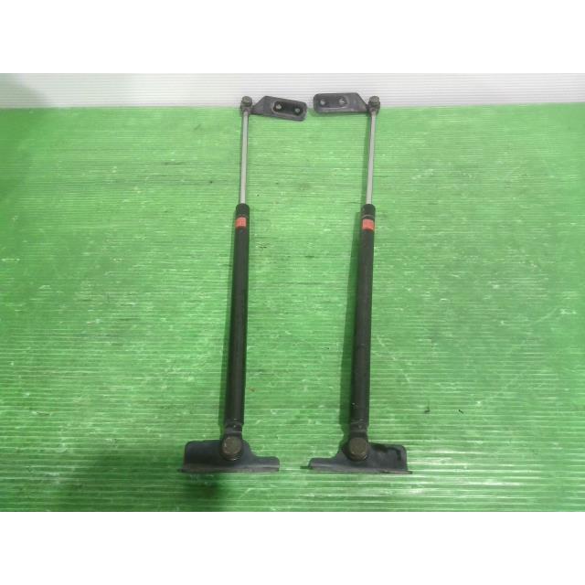 スイフト UA-HT51S バックドア リアゲートダンパー ZE9 81850-80G00-X10 : 202311100777250 : キタグチ ヤフー店 - 通販 - Yahoo!ショッピング