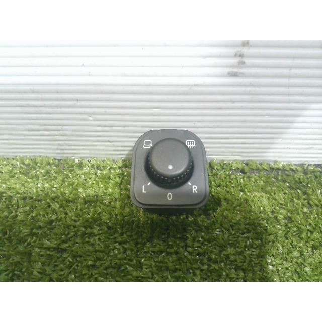VW フォルクスワーゲン ゴルフ5 1KCAX H21年式 右ハンドル 純正 ドアミラースイッチ 格納スイッチ 1K0959565J : キ ...
