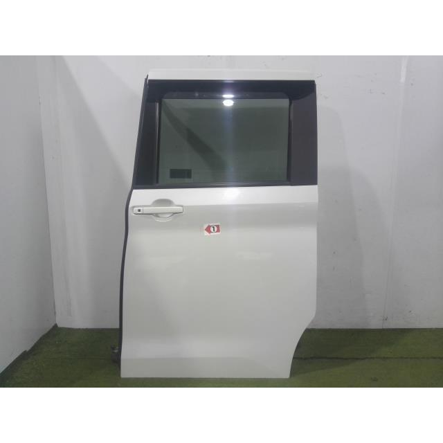 ルークス 5AA-B44A 左リアドアASSY W13 82101-7NA1J : キタグチ ヤフー店 - 通販 - Yahoo!ショッピング