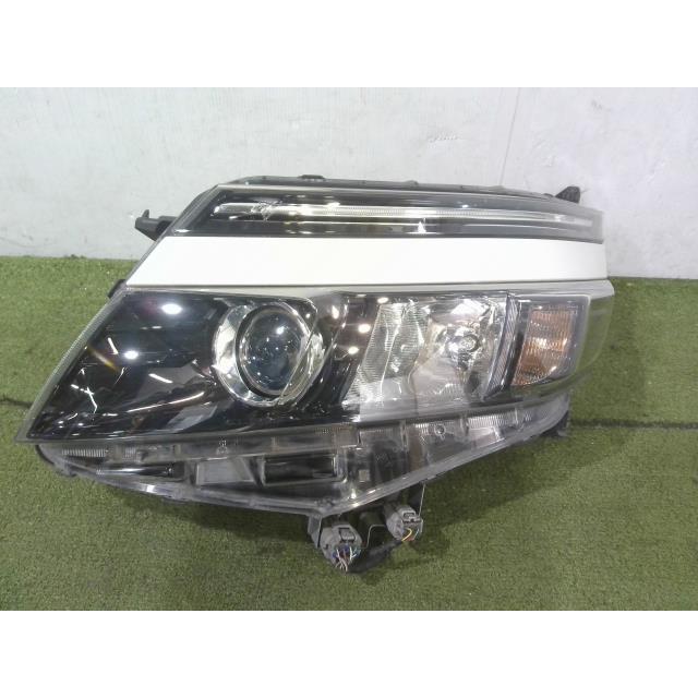 ヴォクシー DAA-ZWR80G 左 ヘッドランプ ヘッドライトASSY 070 81170-28D00 : キタグチ ヤフー店 - 通販 - Yahoo!ショッピング