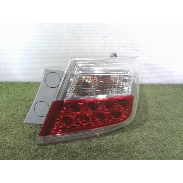 オデッセイ DBA-RB3 右 テールランプ テールレンズ NH624P 33501-SLE-J01 : キタグチ ヤフー店 - 通販 - Yahoo!ショッピング