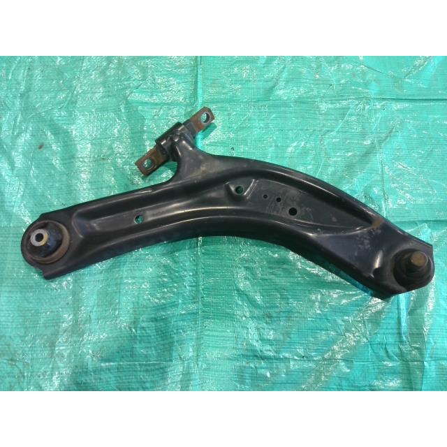 エクストレイル DBA-NT32 右フロントロアアーム AX6 54500-4CA0A : キタグチ ヤフー店 - 通販 - Yahoo!ショッピング