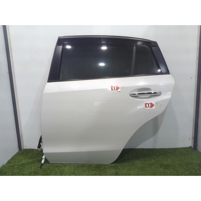 インプレッサ DBA-GP7 左リアドアASSY K1X 60409FJ0109P : キタグチ ヤフー店 - 通販 - Yahoo!ショッピング