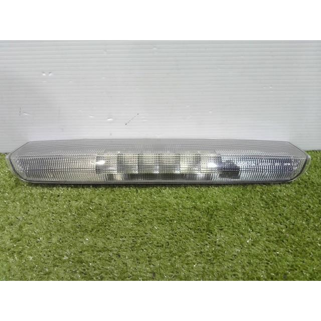 セレナ DBA-CC25 ハイマウントストップランプ QX1 26595-1A20A : キタグチ ヤフー店 - 通販 - Yahoo!ショッピング