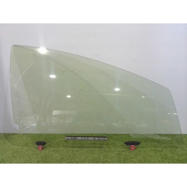 アクア DAA-NHP10 右フロントドアガラス 8T7 68101-52040 : キタグチ ヤフー店 - 通販 - Yahoo!ショッピング