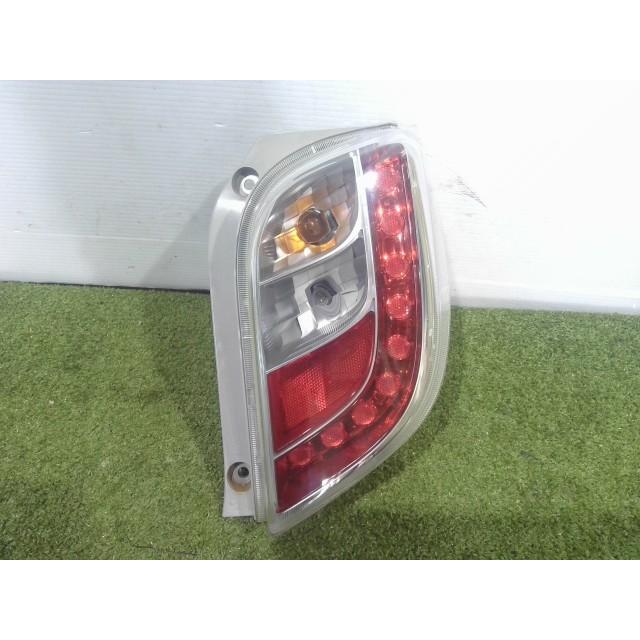 ピクシスエポック DBA-LA300A 右 テールランプ テールレンズ X07 81550-B2560 : キタグチ ヤフー店 - 通販 - Yahoo!ショッピング