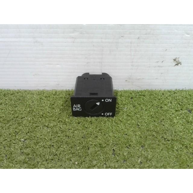 VW フォルクスワーゲン ポロ 6RCGG H22年 純正 エアバッグキャンセルスイッチ 3P 1K0919237C : キタグチ ヤフー店 ...
