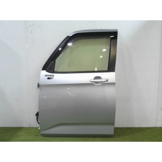トール（ダイハツ） トール DBA-M900S 左フロントドアASSY S28 67002-B1100 : キタグチ ヤフー店 - 通販 - Yahoo!ショッピング