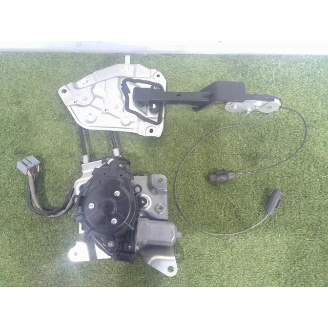 タント DBA-L375S 左パワースライドドアモーター R49 85006-B2012 : キタグチ ヤフー店 - 通販 - Yahoo ...