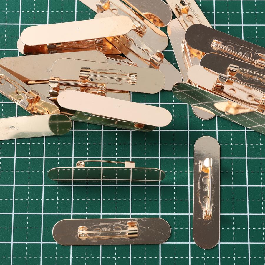 ブローチピン 台座 付き ゴールド KC金 20個 40mm横長平台座 ブローチ 金具 セッティング 台 アクセサリー パーツ AP2083 ...