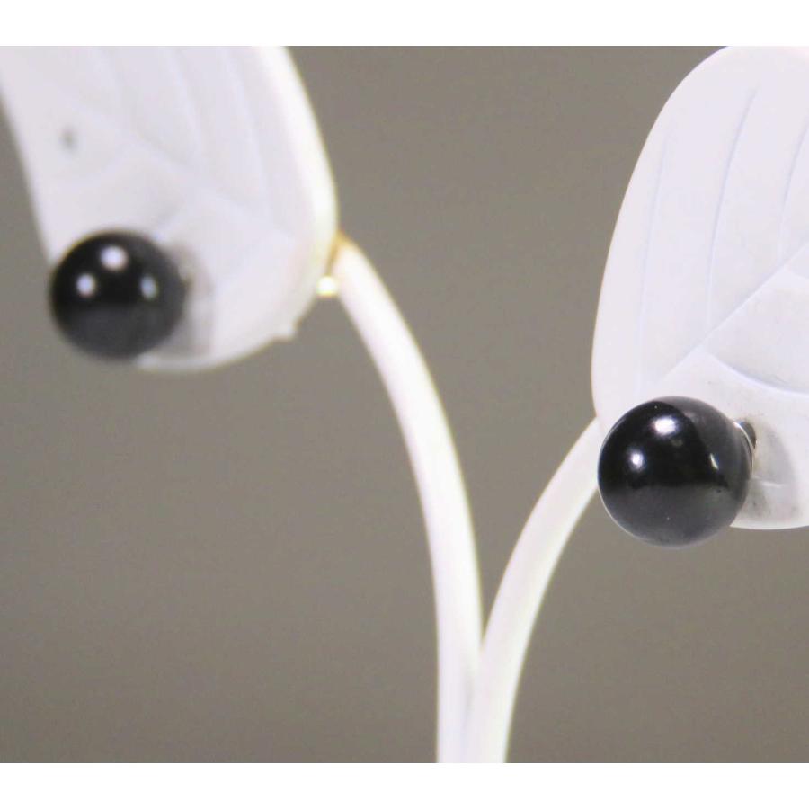 ジェット 6mm丸玉・直付けイヤリング或いはピアス : 琥珀屋 - 通販 - Yahoo!ショッピング