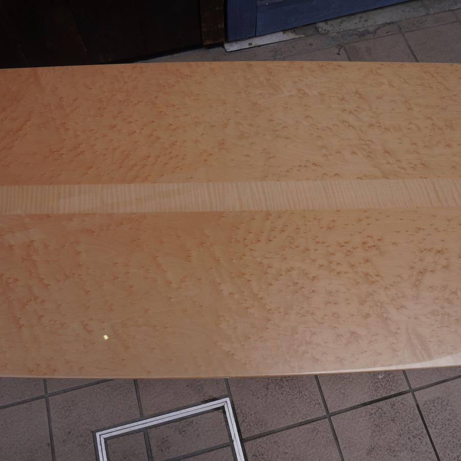 IDC OTSUKA 大塚家具 PERLE ペルレ バーズアイ・メープル リビングテーブル 鳥眼杢 センターテーブル モダン エレガント 高級家具 CI408 :CI408:kokoelma ...