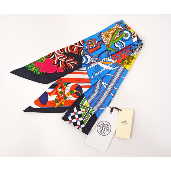 HERMES 【質コニシ】【HERMES/エルメス】ツイリー 杖傘と決闘 DE L'OMBRELLE AUX DUELS VIEUX ハート アロー 箱付き【送料込み】j2613z : 質 ...