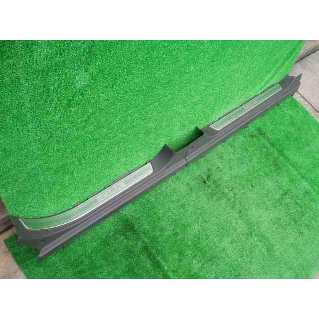 HF50 ニッサン シーマ 右スカッフプレート前後set ステップカバーパネル運転席側 センターマッドガード（341255） : ギフトオブ ...