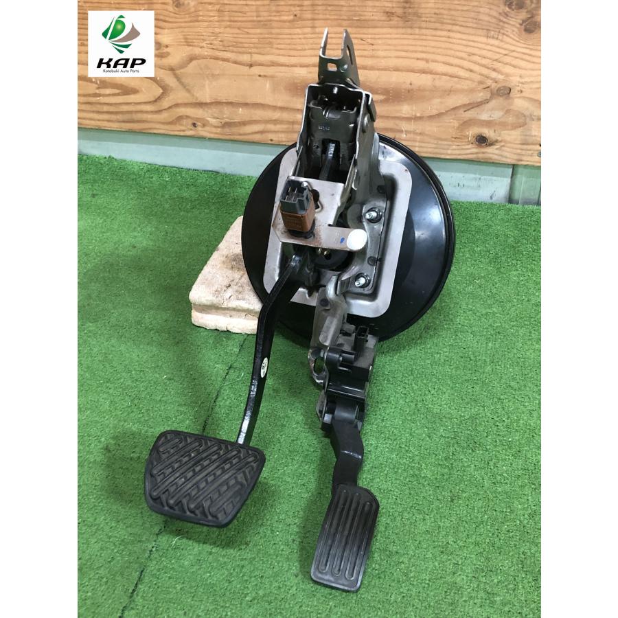 日産☆ノート E12 アクセルペダル・ブレーキペダル ブレーキブースター付き : 株式会社コトブキ - 通販 - Yahoo!ショッピング