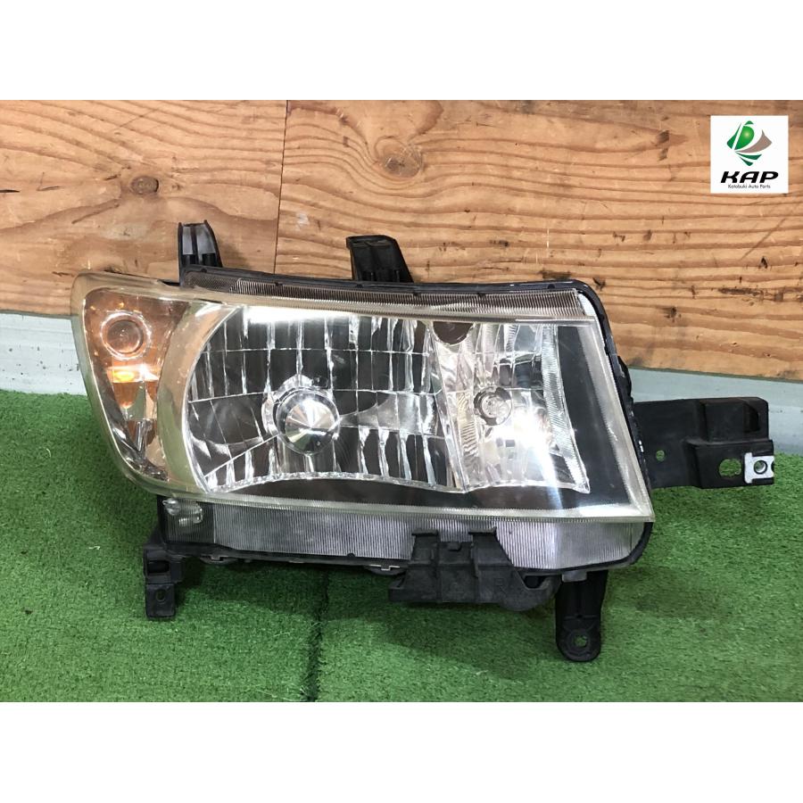 トヨタ☆bB QNC20 純正 HID 右ヘッドライト KOITO B1-2 : 株式会社コトブキ - 通販 - Yahoo!ショッピング