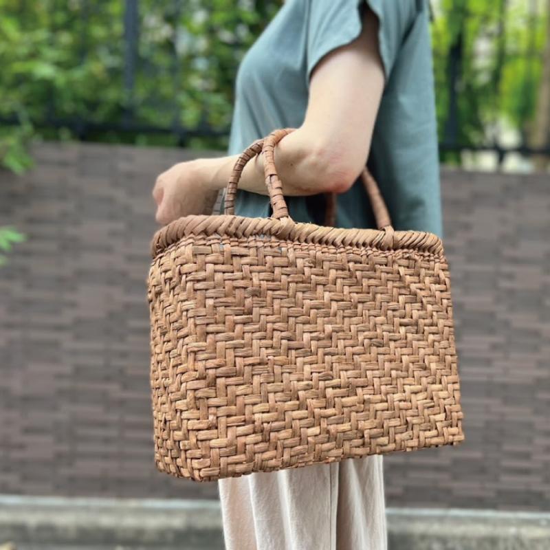 山葡萄かごバッグ 国産 網代編み 福島県産 会津編み組細工 送料無料 女性用 レディス かごバック 山ぶどう籠 一点物 392g W31cm 天然素材 : オーガニック&ナチュラルのお店 コ ...