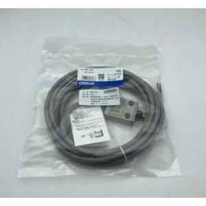 新品 OMRON オムロン 小型セーフティ スイッチ D4C-1250 【6ヶ月保証付き】 : 幸福堂 - 通販 - Yahoo!ショッピング