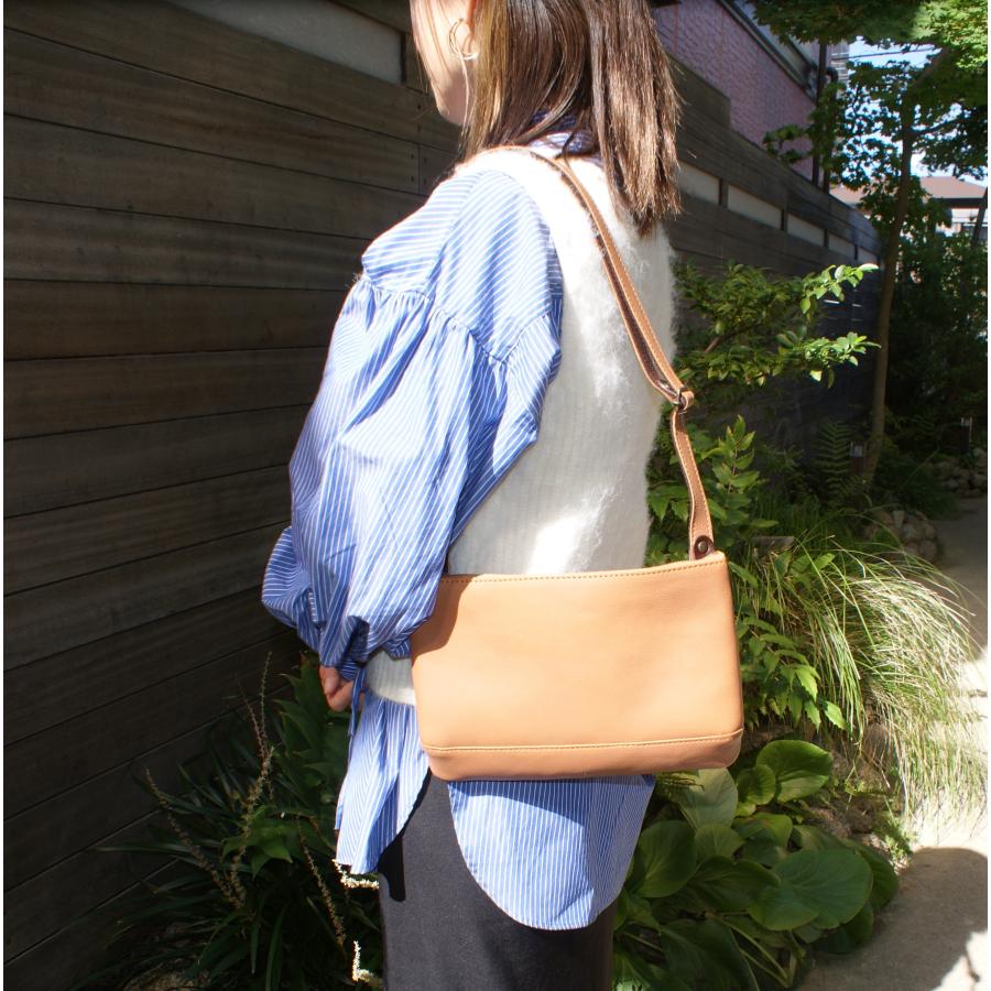 〔alto. アルト〕オイルレザー（姫路レザー製）スタイリッシュな男女兼用オイルレザ-サコッシュ・ミニショルダー AKEB-3011 : レナジャパンメイドショップ - 通販 - Yahoo ...