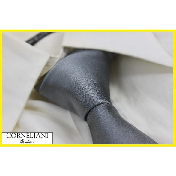コルネリアーニ CORNELIANI 100％シルクソリッドネクタイ タイ シルバーグレー NO.558 :558:freccia di luce - 通販 - Yahoo!ショッピング
