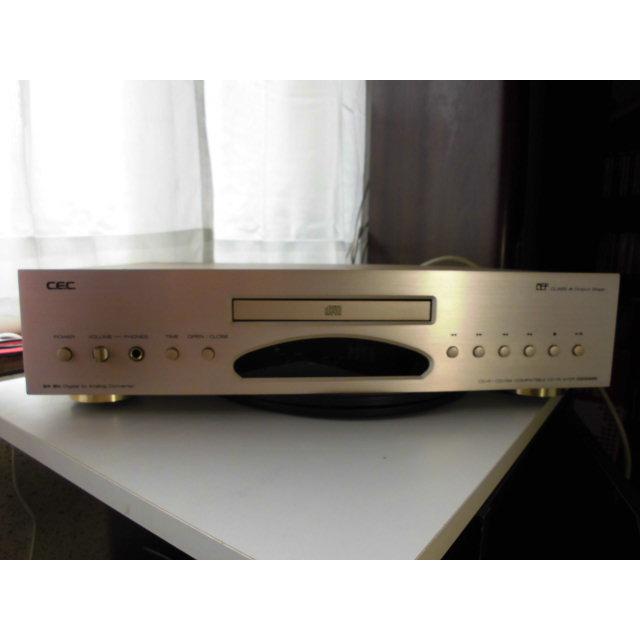 CEC CD3300 〓 珍品！02年製 ヨーロピアン風お洒落なフルサイズCDプレーヤー, ベルト交換, ギリ美品,3M保証 [002] : ステレオ工房ポニー - 通販 - Yahoo!ショッピング