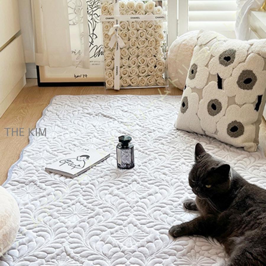 カーペット キルトラグ ラグマット フランネル 洗える 軽量 1.5畳1畳 オールシーズン 防ダニ 抗菌 防臭 滑り止め付 おしゃれ 無地 ...